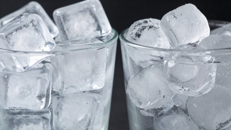Nugget Ice vs Clear Ice: Texture Beats Looks in Everyday Use - Eat More ...